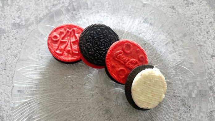 Sự kết hợp hoàn hảo của Coca-Cola và Oreo với sự kiện ra mắt sản phẩm ...